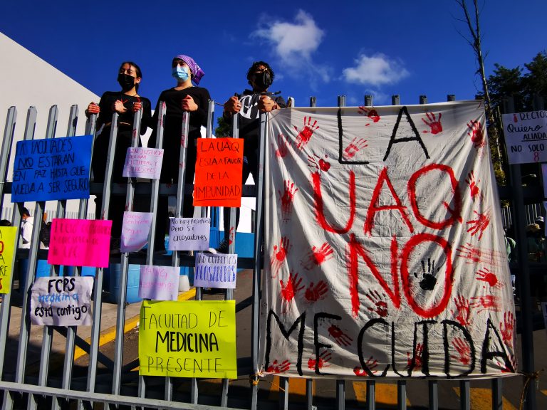 Vive UAQ paro estudiantil contra violencia de género e inseguridad ...