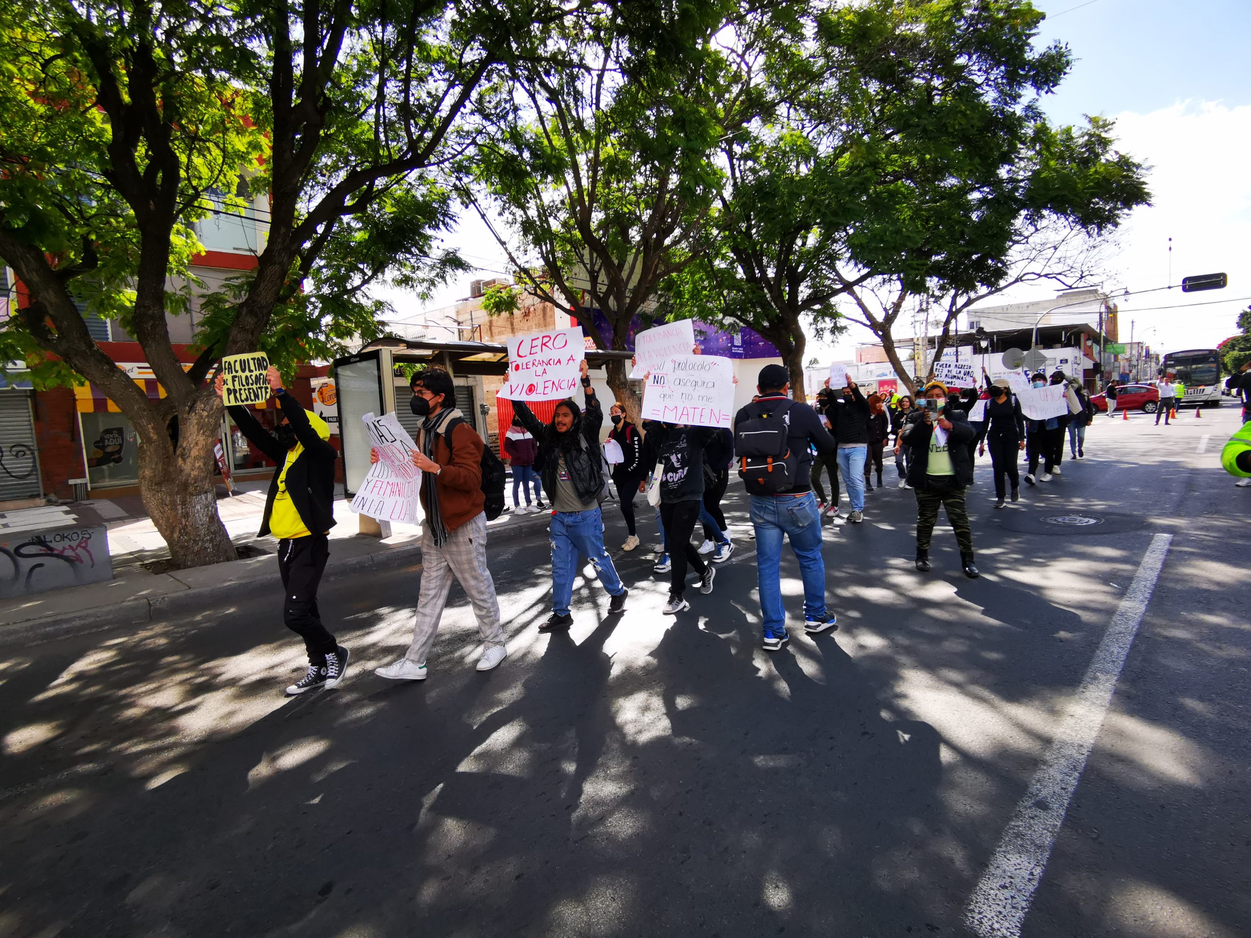 Piden Filosofía renuncia de rectora García Gasca - Noticias de Querétaro