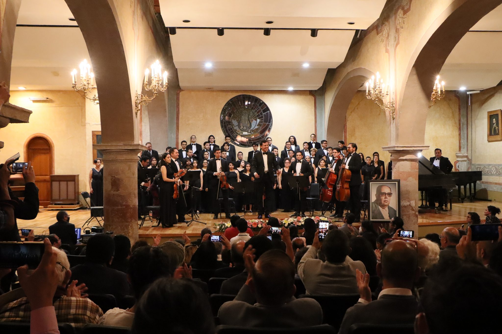Celebran centenario del natalicio de Eduardo Loarca Castillo - Noticias ...