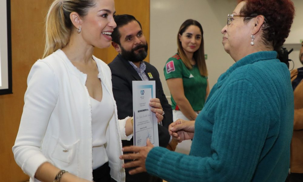 Reconoce DIF Estatal a trabajadores del CRIQ y CIRR Cadereyta ...