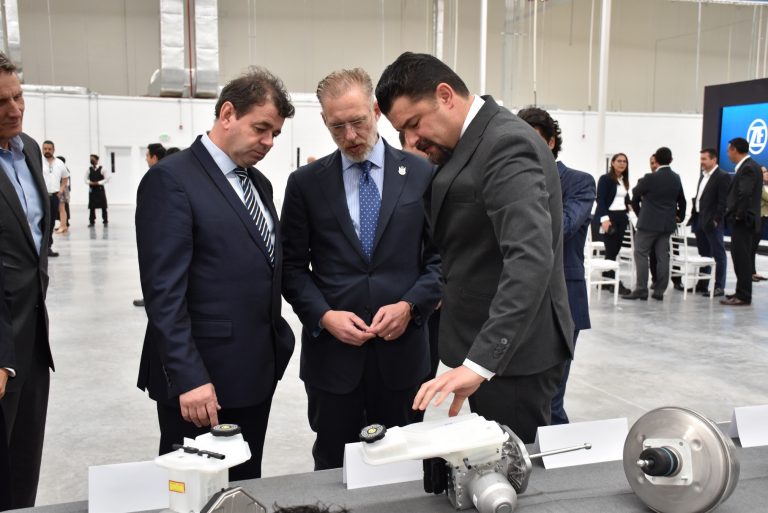 ZF Group anuncia inversión de 240 MDE para su nueva planta - Noticias ...