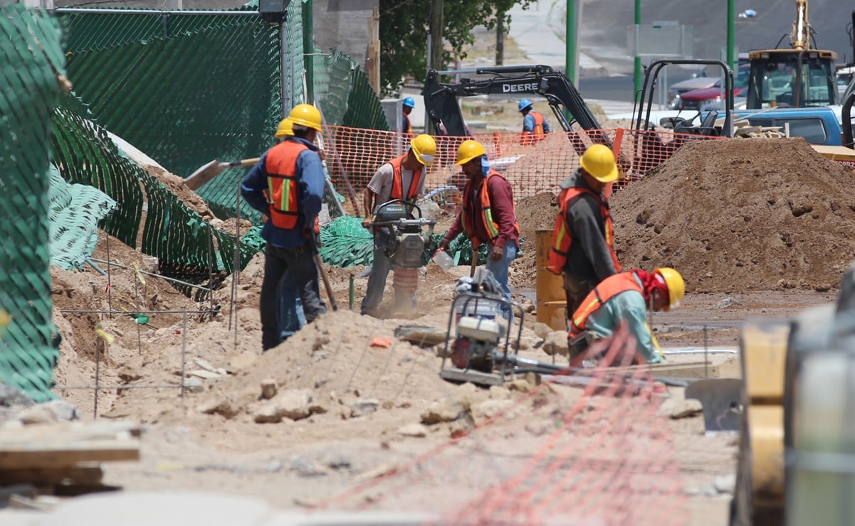 Estafan a albañiles poblanos - Noticias de Querétaro