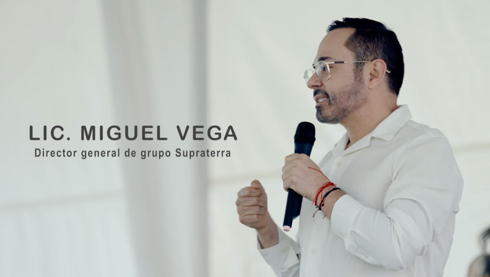 Miguel Vega reconoce a las mamás de Zibatá - Noticias de Querétaro