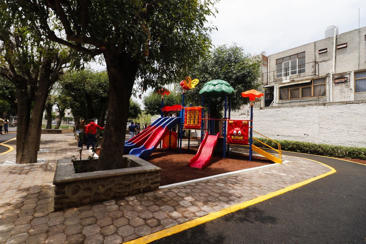 Entrega Roberto Cabrera Parque La Viña donde se invirtieron 1.2 ...