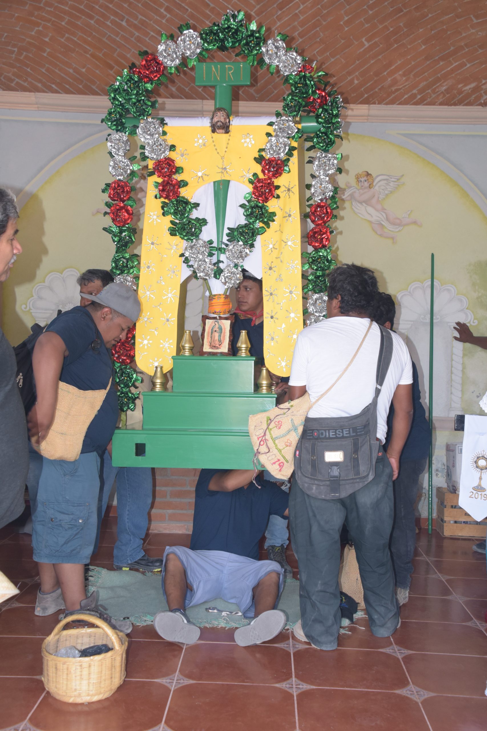 La Santa Cruz de la Peña de Bernal y sus actos de fe - Noticias de ...