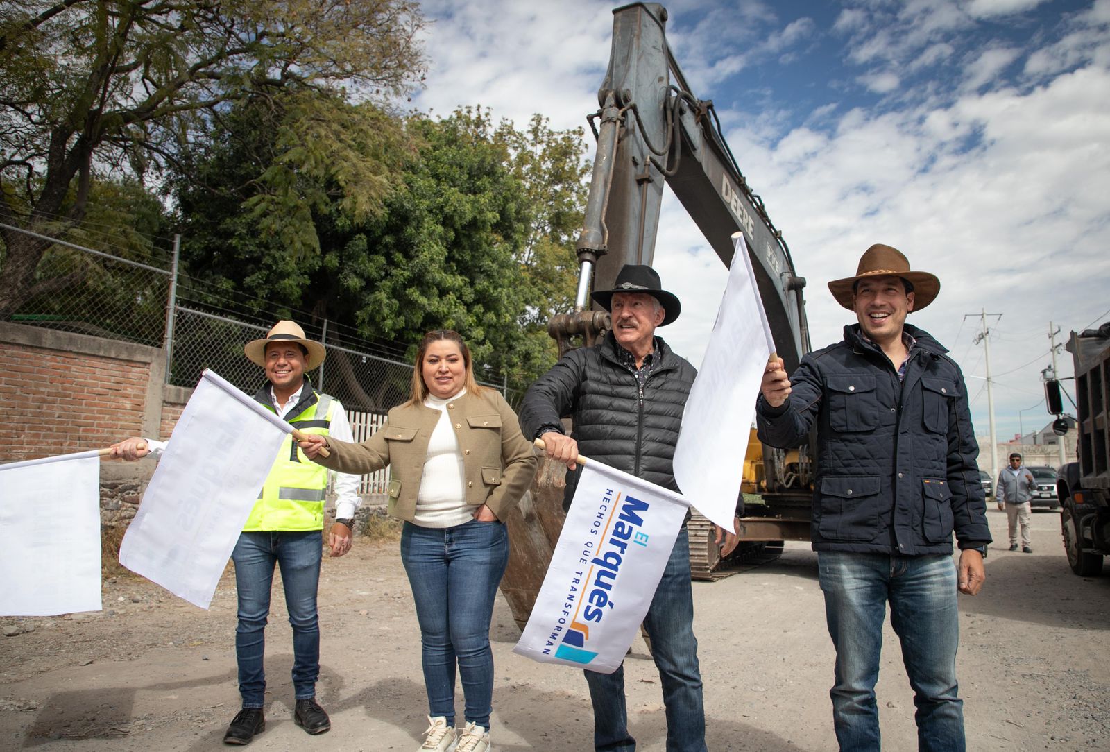 Enrique Vega y Rodrigo Monsalvo arrancan obras en cuatro comunidades de ...