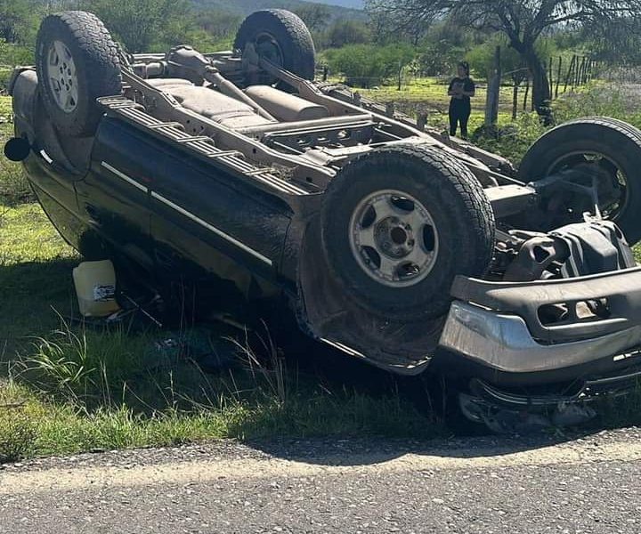 Fatal volcadura en la carretera federal 69, en Arroyo Seco - Noticias ...