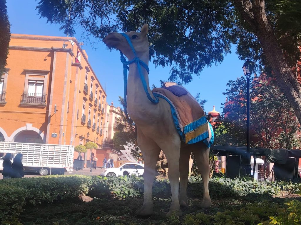 Listo el nacimiento monumental en el Jardín Zenea - Noticias de Querétaro