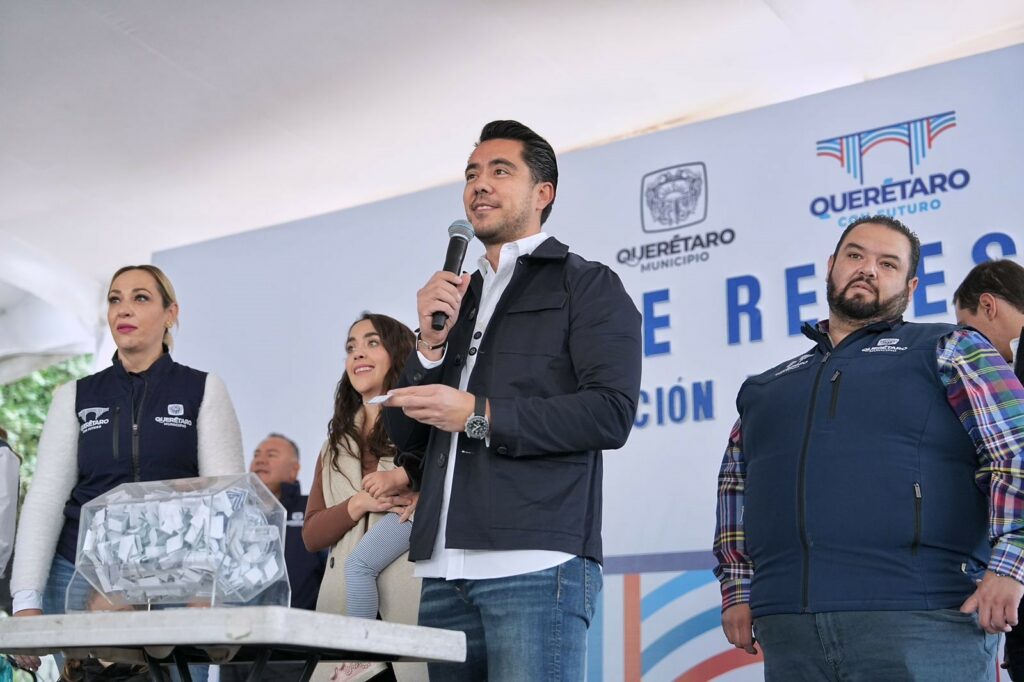 Encabeza Felifer Macías festejo del Día de los Reyes en Santa María ...