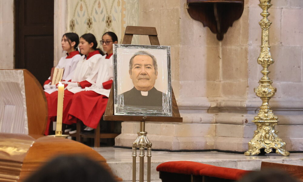 Honran memoria del Pbro. Benjamín Vega Robles - Noticias de Querétaro