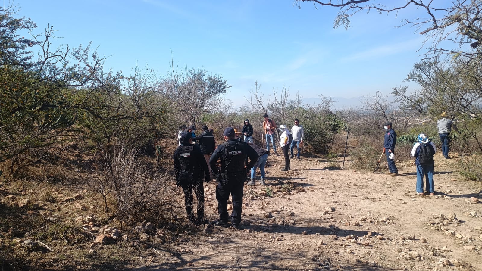 Localizan fosa clandestina con restos humanos en La Llave, SJR ...