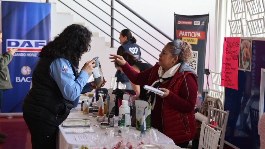 Realiza SEDIF el Mercadito de Emprendedoras en Kenworth - Noticias de ...